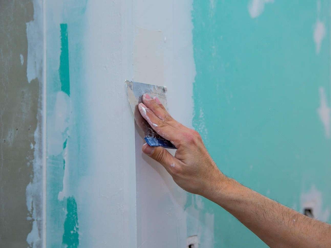 The Role of Cutting Drywall in Construction Projects